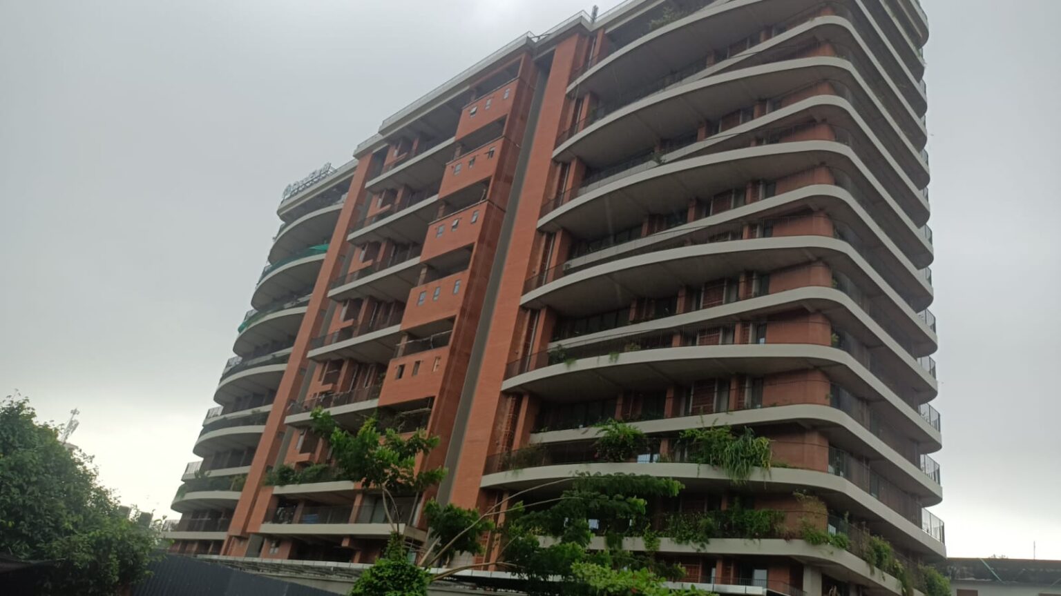 Good Earth Modern Times – 4 BHK Luxury Flats For Sale